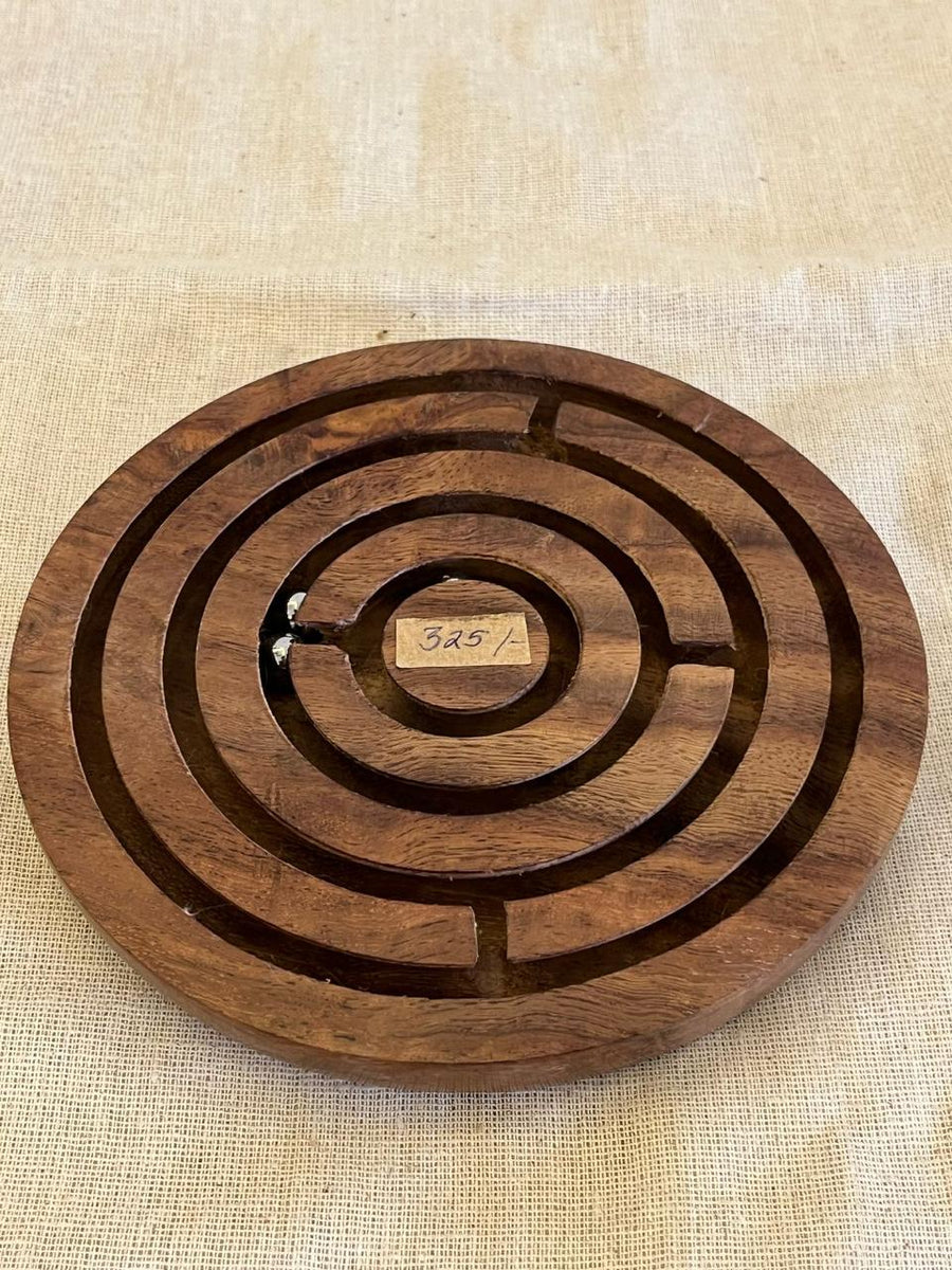Seesham wood maze game – Ethic Attic
